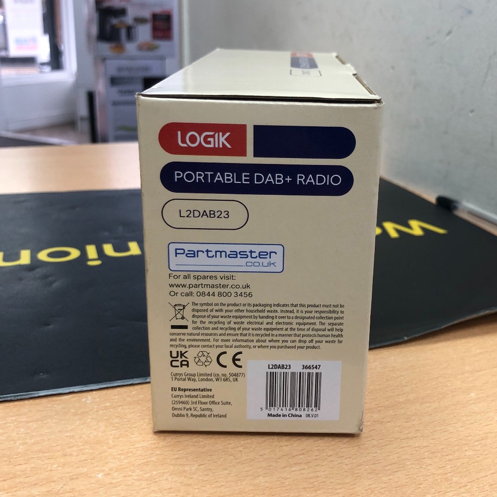 New Logik L2DAB16 Portable DAB FM Digital Radio - Black Mains/Battery ...